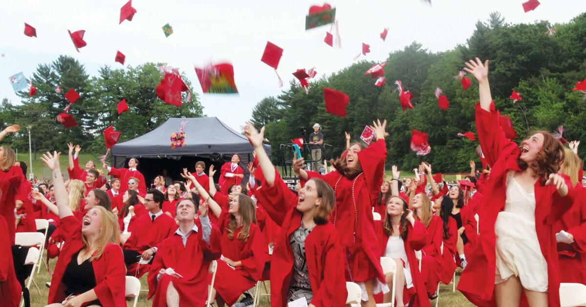 Failure often leads to success, CVU grads told | School News | vtcng.com