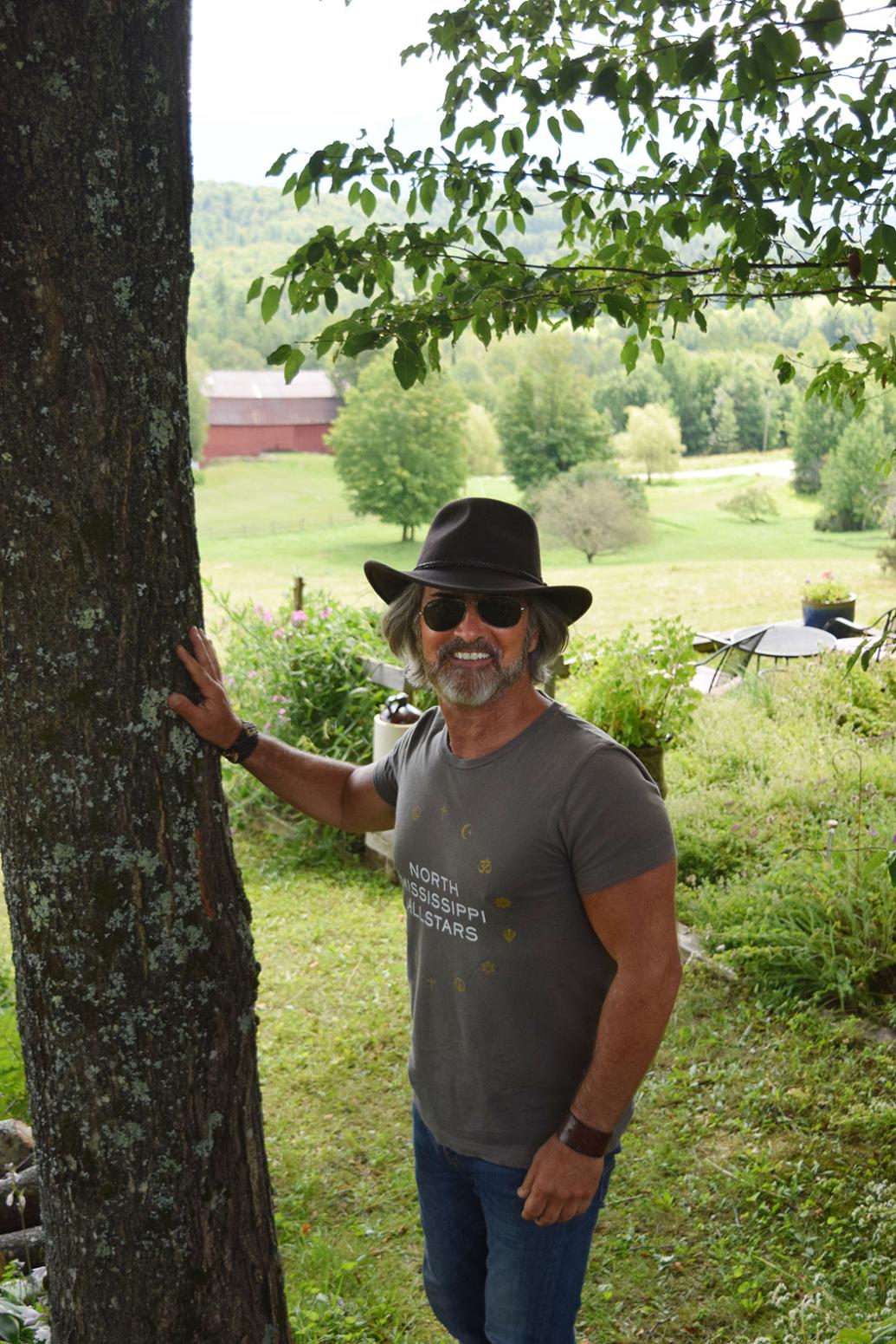 Screenwriter John Fusco digs up his roots on new album | Film | vtcng.com
