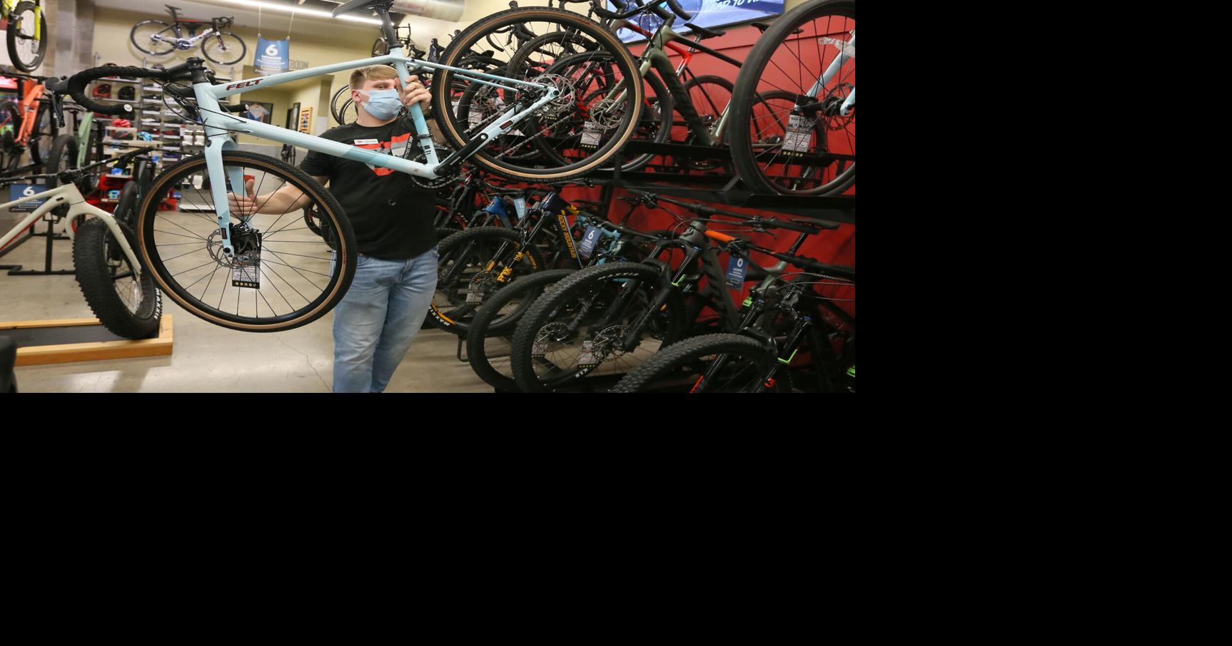 Bicycle World closes abruptly in downtown Waco