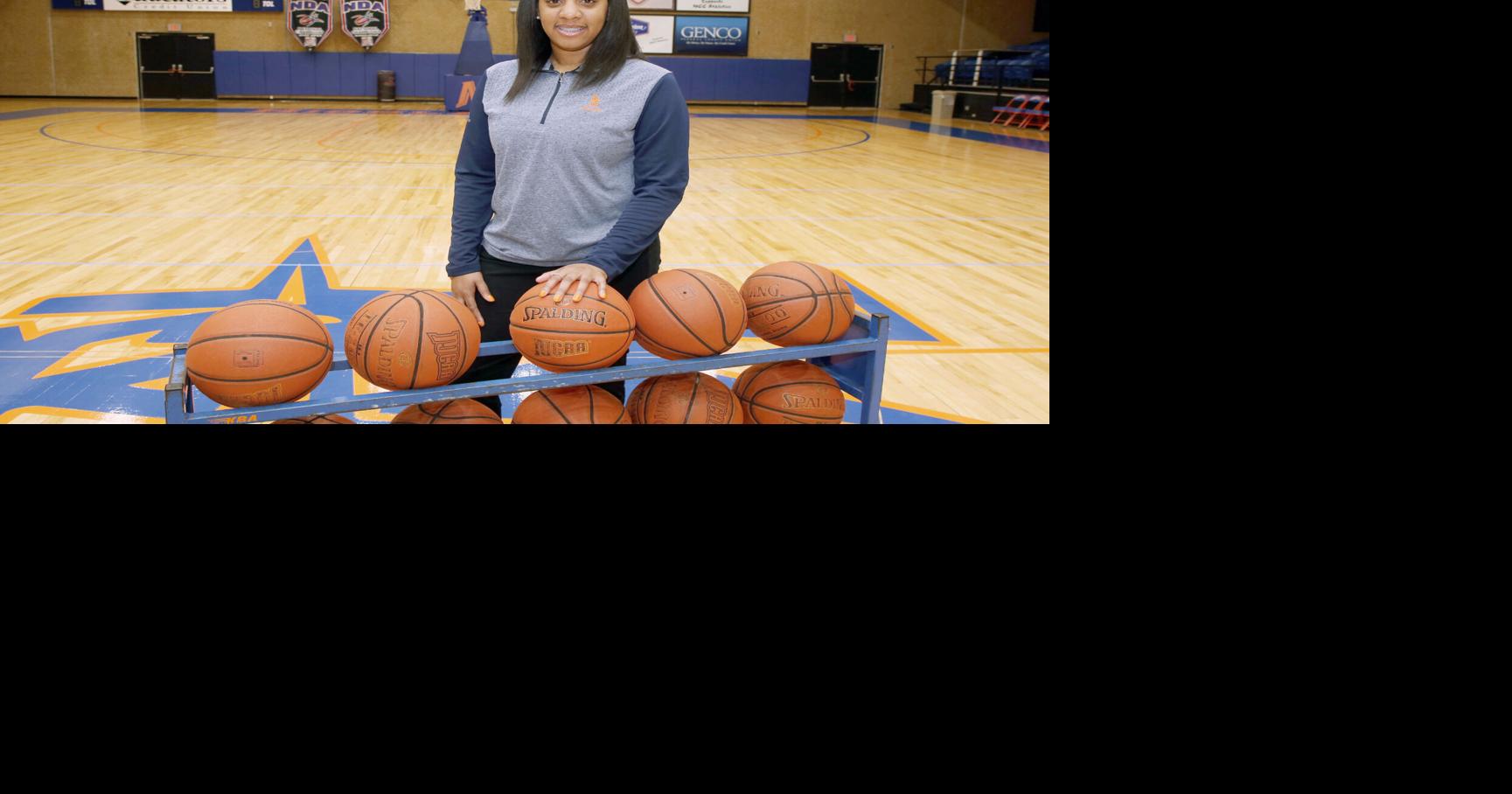 Candice Thomas promoted to MCC women's head basketball coach