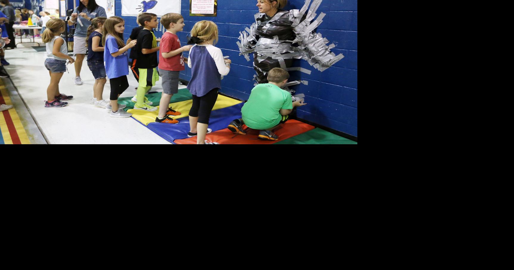 Robinson Elementary helps Houston ISD school with same name recover ...