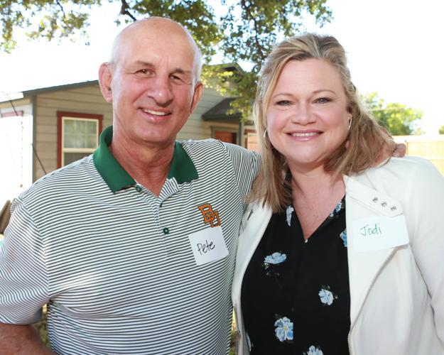 Time for the bell lap: Baylor track legend Hart plans to retire at 2019 ...