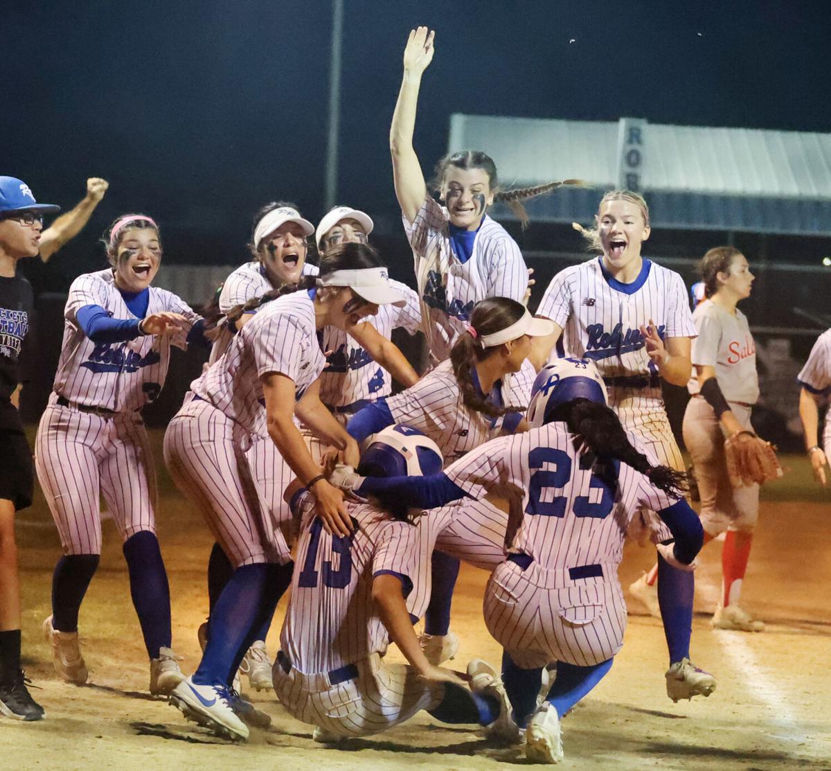 Quiet confidence, loud results blaze Robinson Rockets' trail