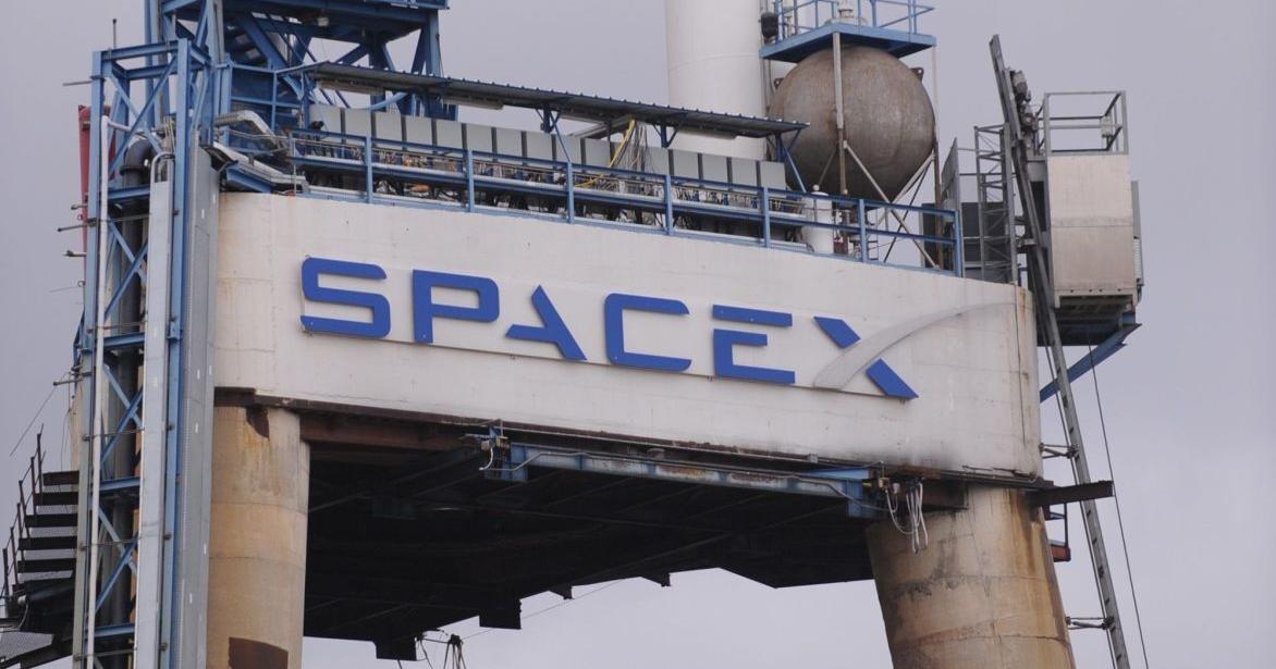 Explosion on test stand at SpaceX's McGregor, Texas facility
