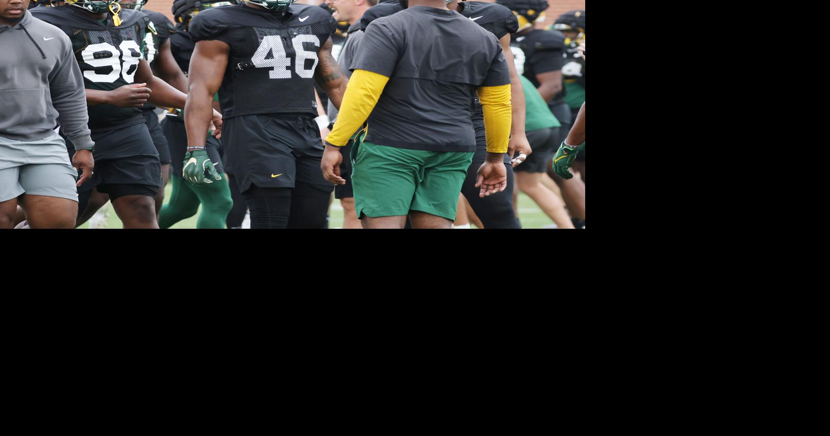 Baylor outside linebackers focusing on simplicity, growing together