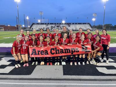 Lorena girls, La Vega boys advance; Midway girls bow out