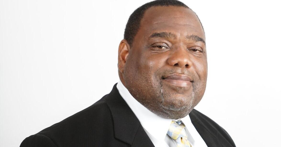 Chilton promotes Bennie Huitt to football coach, AD