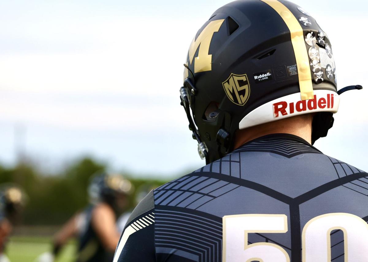 Central Texas coach Mike Shields dies after cancer battle