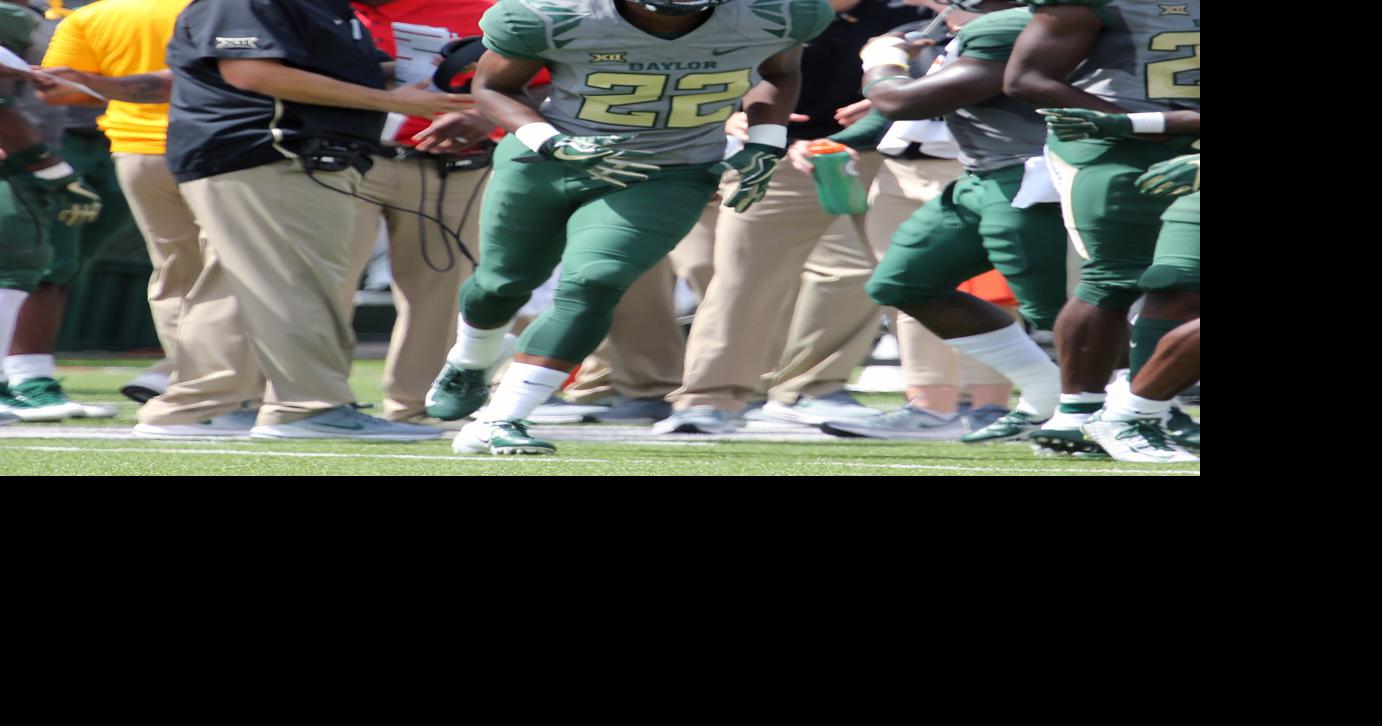 5 Baylor football players juggling 2 sports