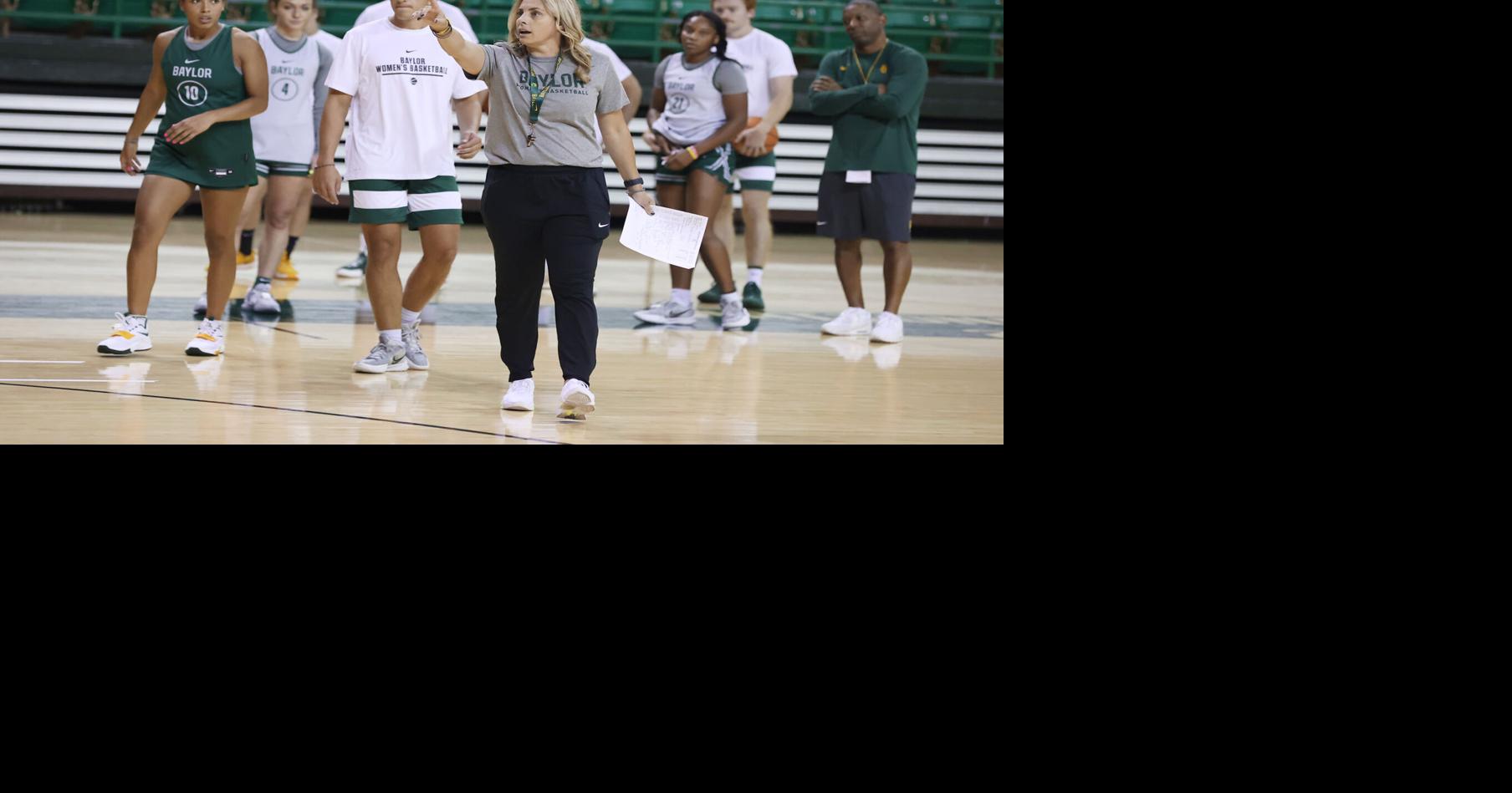 Collen pleads for Griner's return; Mulkey declines comment