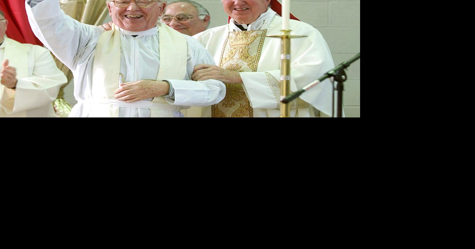 Monsignor Mark Deering, who united faiths and races, dies at 94