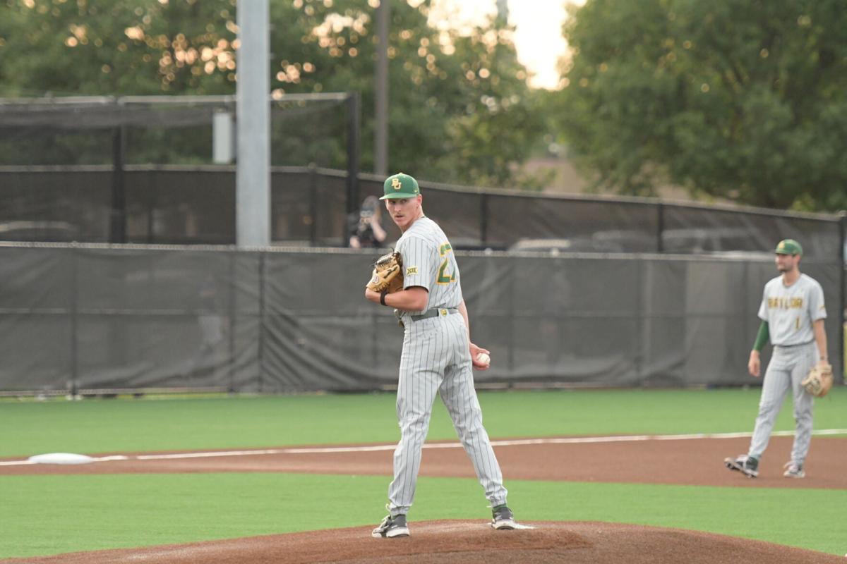 Bears pick up win in final road game
