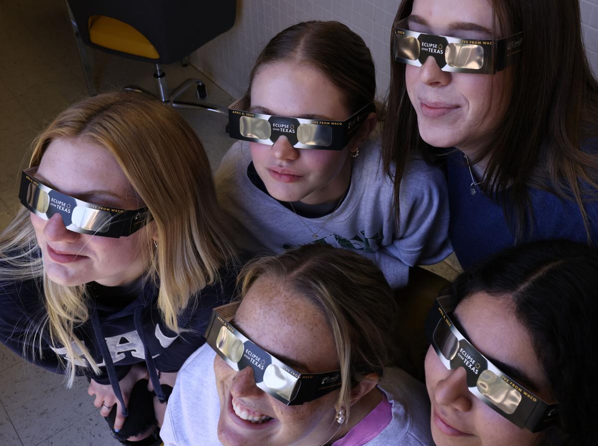 Eclipse eye safety a must, Waco optometrist says