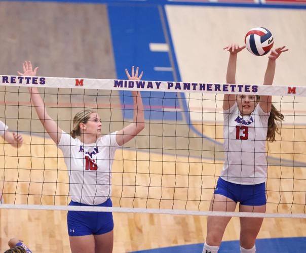 Midway Pantherettes volleyball sweeps Temple in 12-6A match