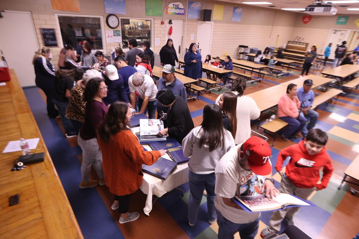 Waco Kendrick Elementary alumni get last look before rebuild