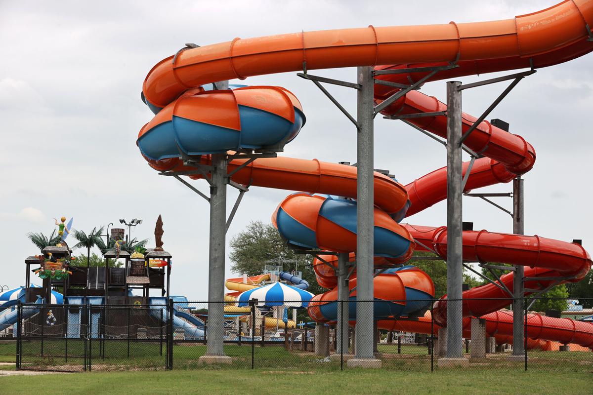 Waco's Hawaiian Falls seeks city permission to sell alcohol