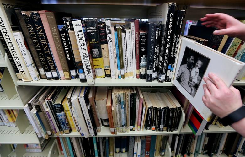 Art Center of Waco books on loan to East Waco Library during move