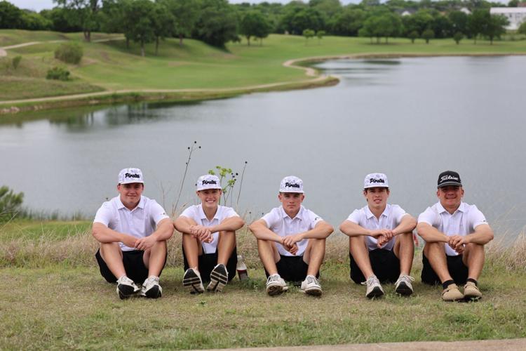 Crawford golf team hovers near top of 2A state leaderboard