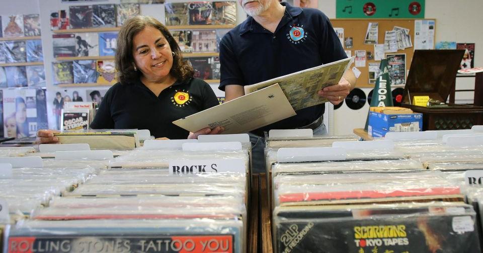Waco couple spin musical connections at throwback vinyl record shop
