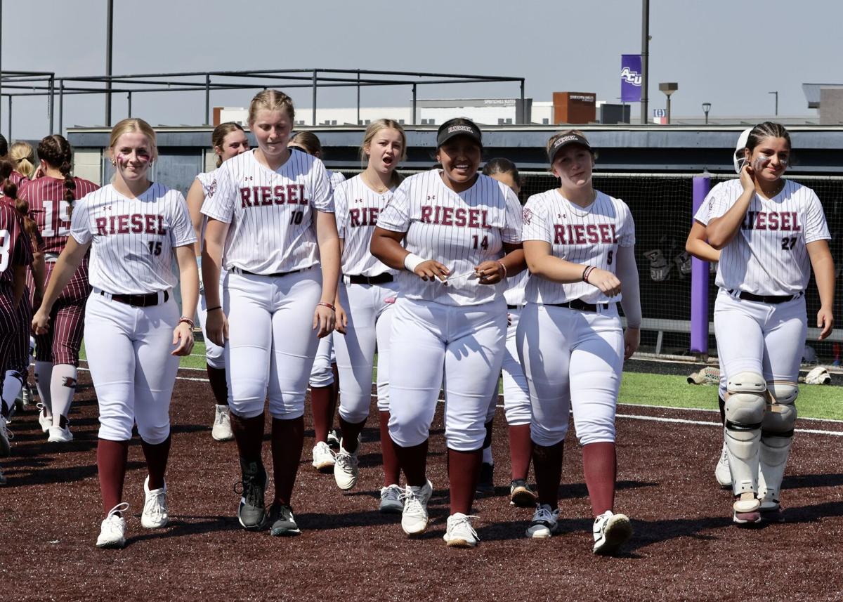 Riesel run-rule win earns spot in softball state title game