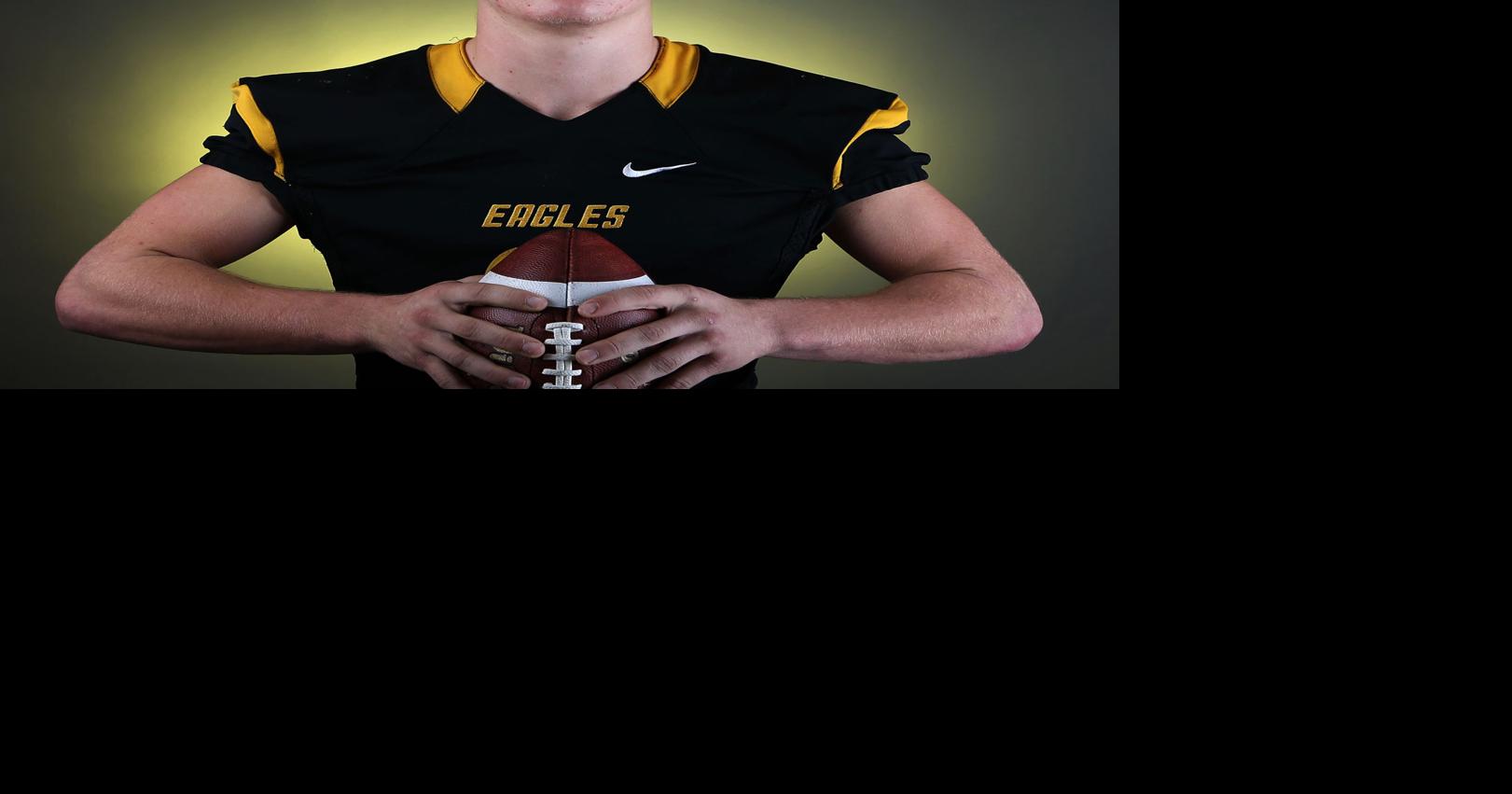 Super Centex 6-man Football Team: Young's sacrifices set tone for ...