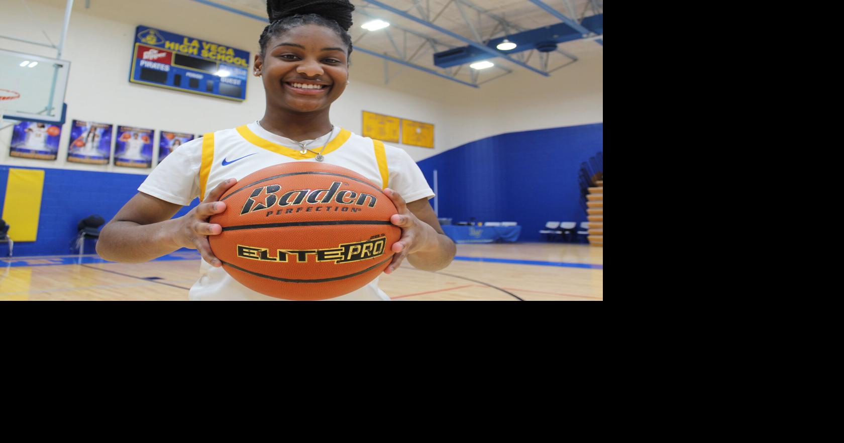 2024 Super Centex Girls Basketball: La Vega's Parr rose to every challenge