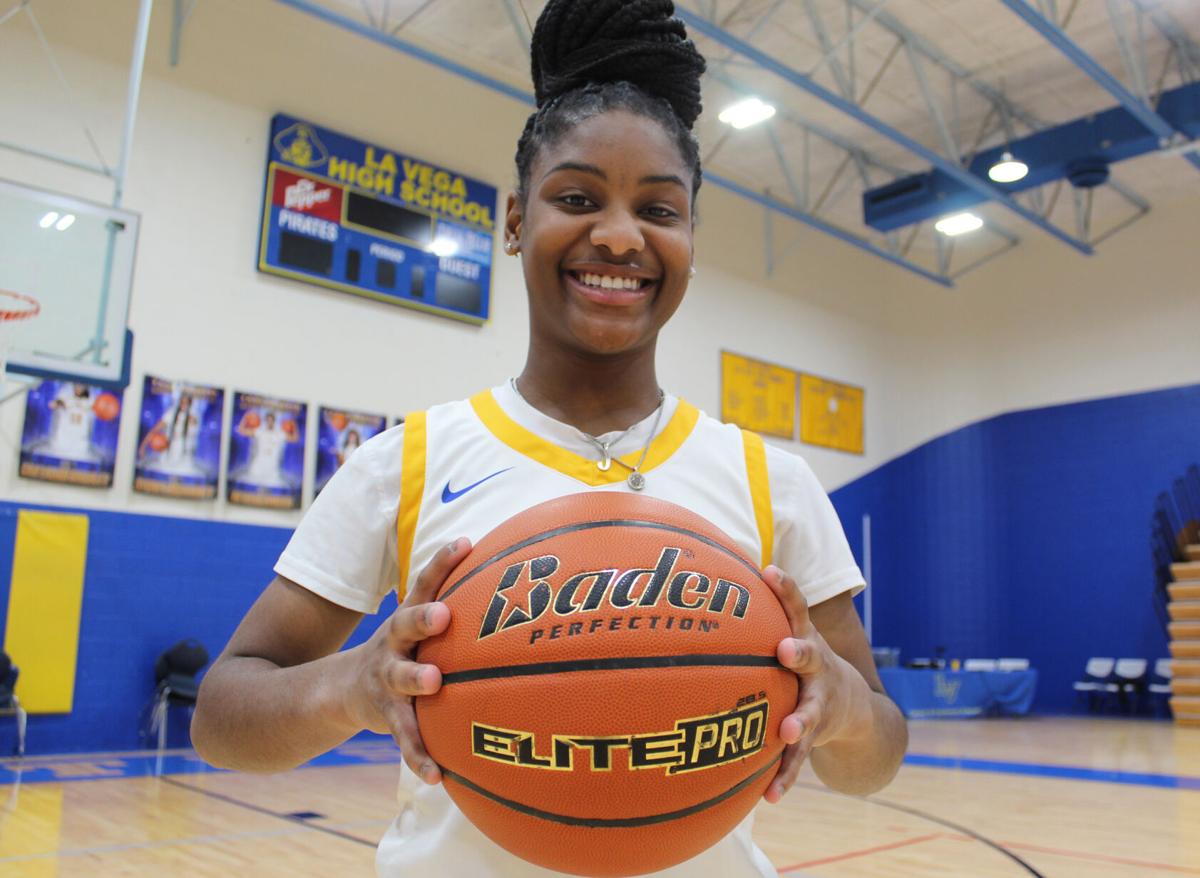 2024 Super Centex Girls Basketball: La Vega's Parr rose to every challenge