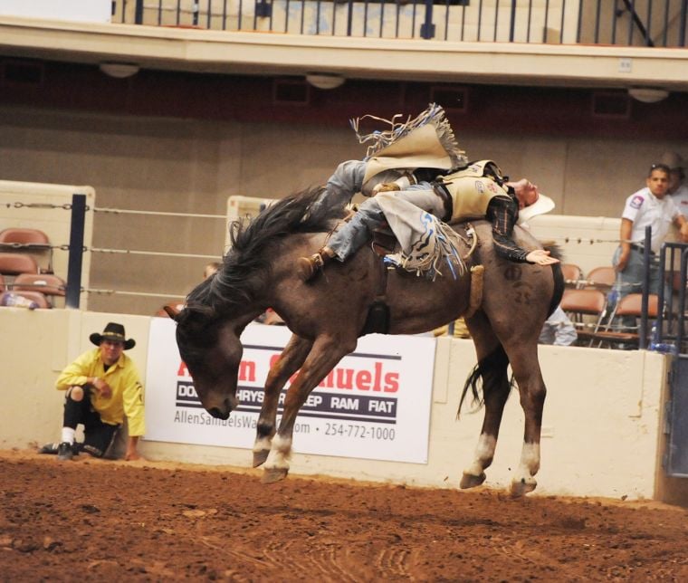 Waco welcomes HOT Fair & Rodeo riders with extravagant payout