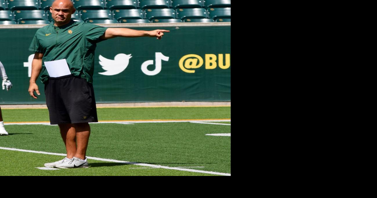 Dave Aranda getting in the weeds with Baylor linebackers