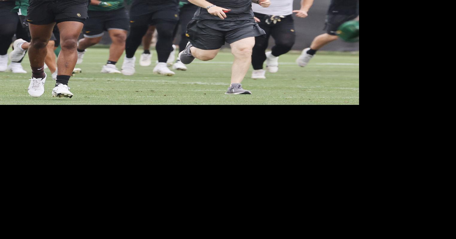 Powledge's energy infectious for Baylor defense