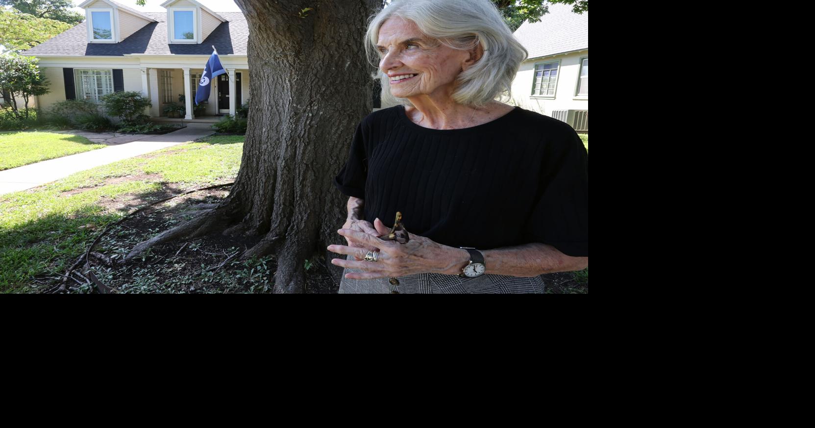 Carol Perry Day honors Waco artist who created 'Flying W'