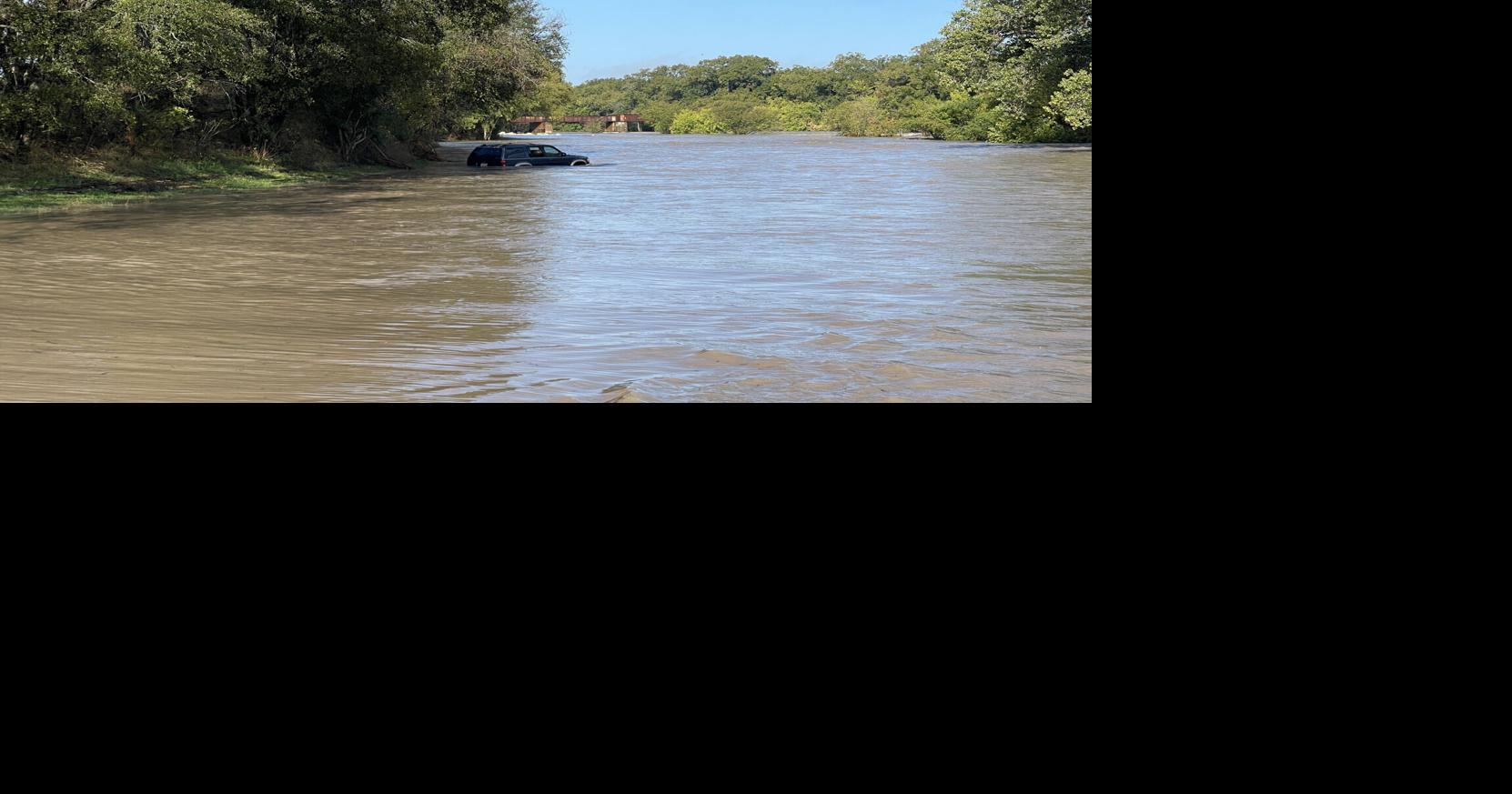 Heavy rain upstream of Waco pushes North Bosque toward flood