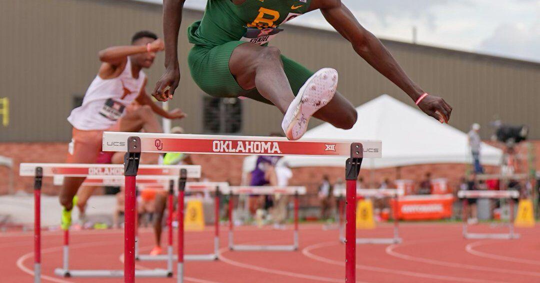 Baylor's Ezekiel sets Big 12 meet record in hurdle prelims