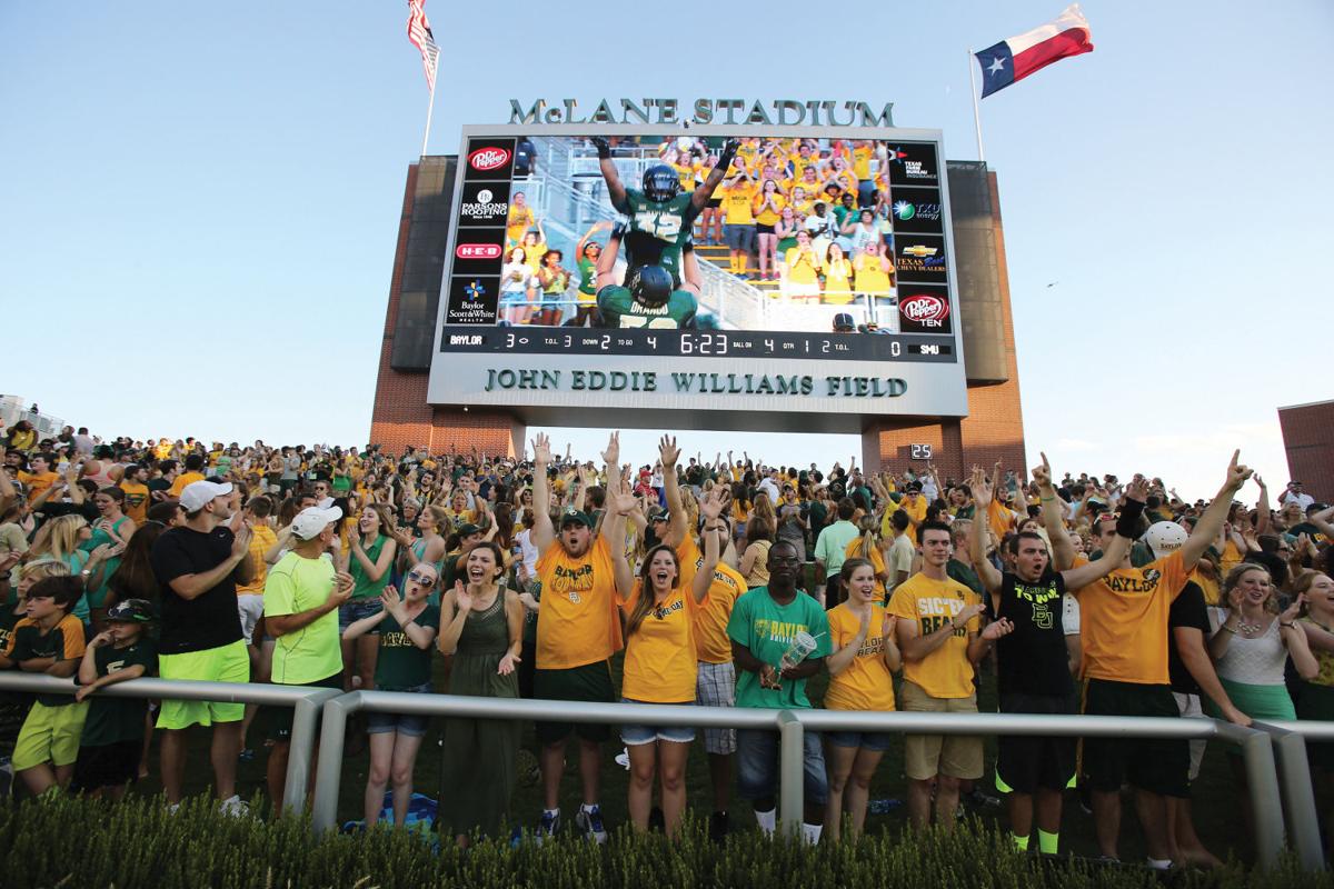 Tailgating, sailgating make McLane Stadium experience something special