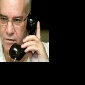 Questionnaires to aid Ed Graf murder retrial jury selection