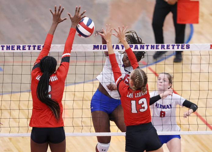Midway's depth, finishing power on display in sweep of feisty Lorena