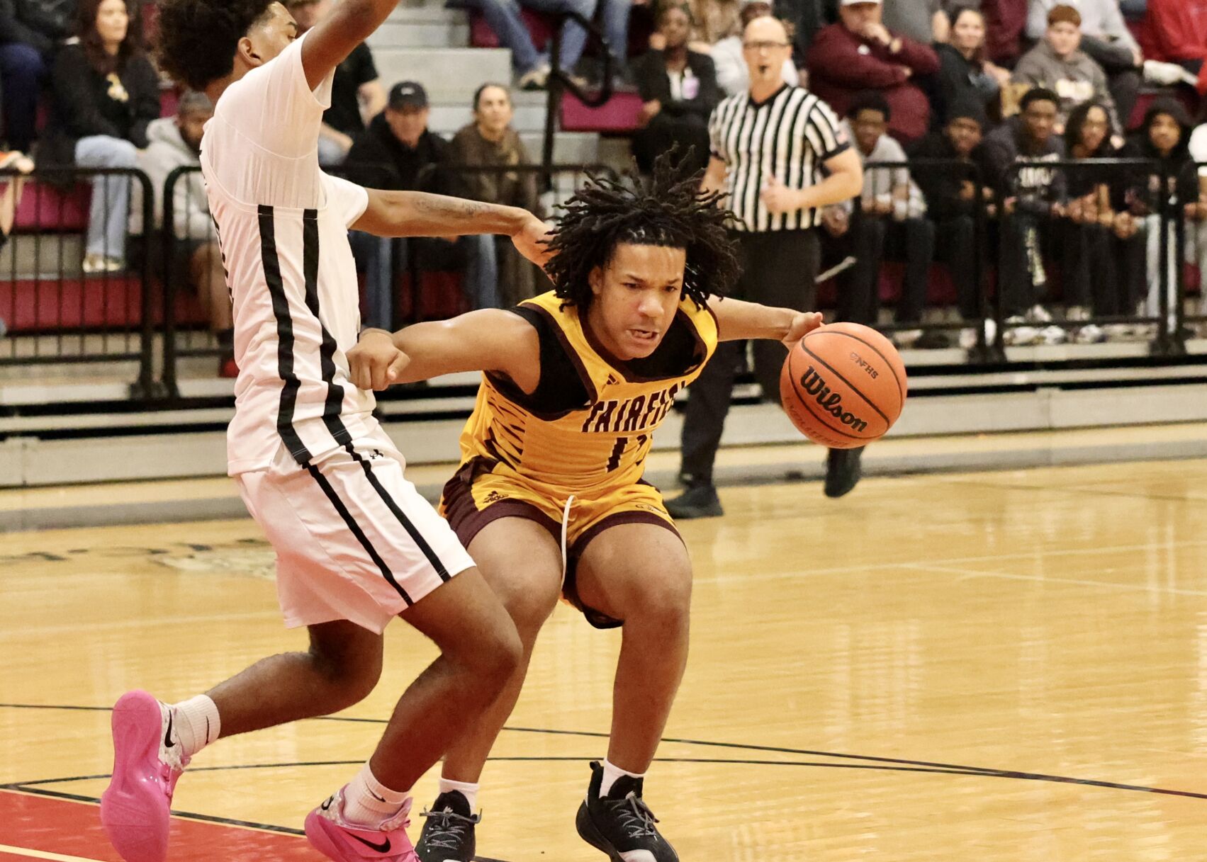 Mexia's Kelan Collins pours in 58 points in rivalry classic