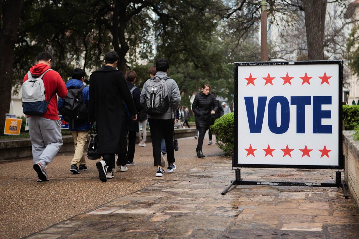 Texas Democrats sue to keep straight-ticket voting in 2020