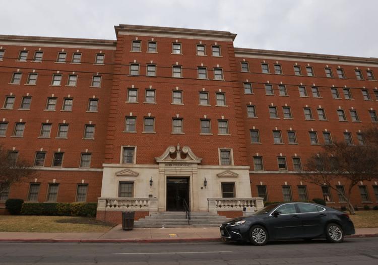 Hotel serving as dorm as Baylor houses record freshman class, prepares ...