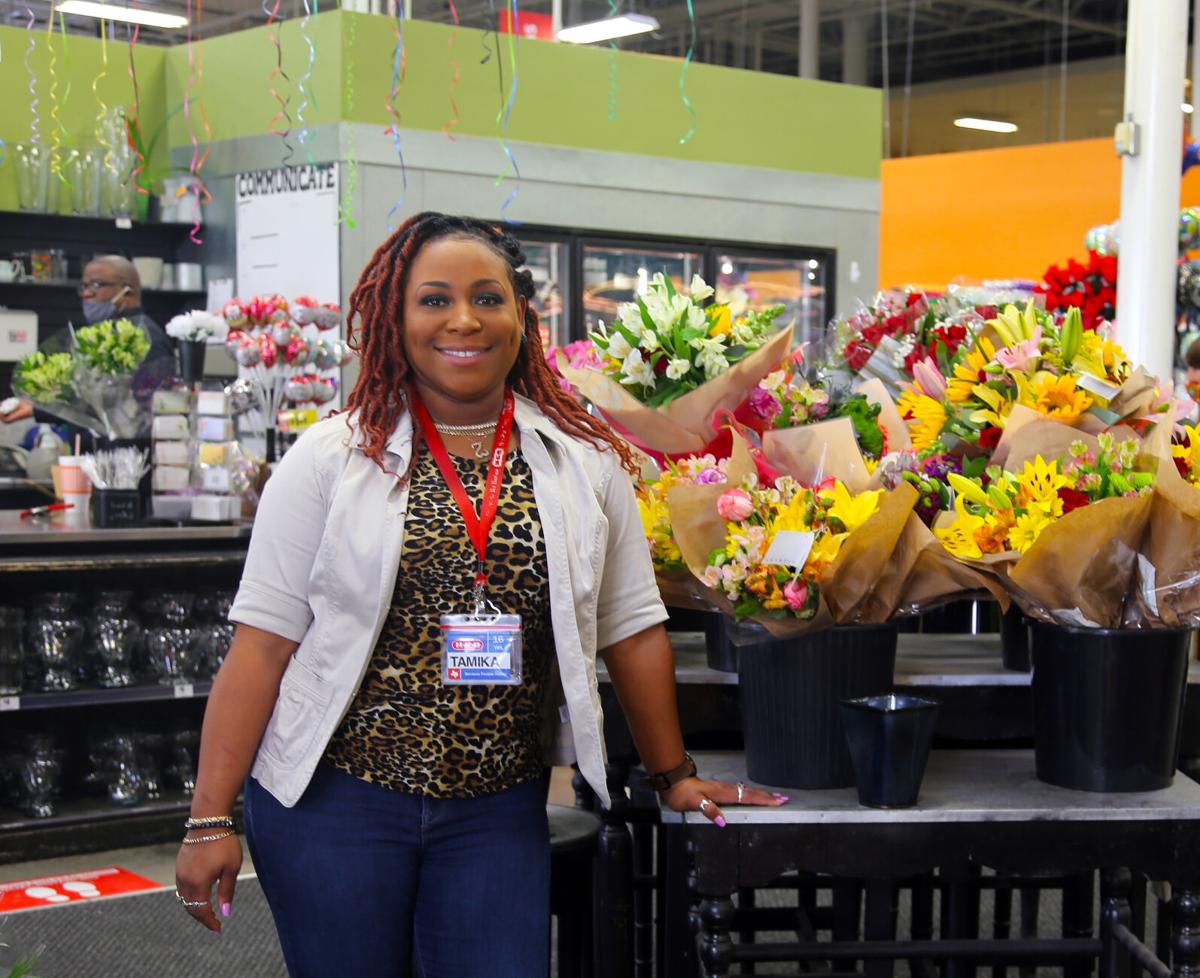 Service manager Tamika Bryant helps operations run smoothly at Bellmead ...