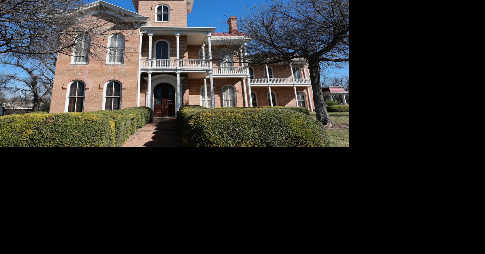 Waco's historic homes reopen for tours after repairs