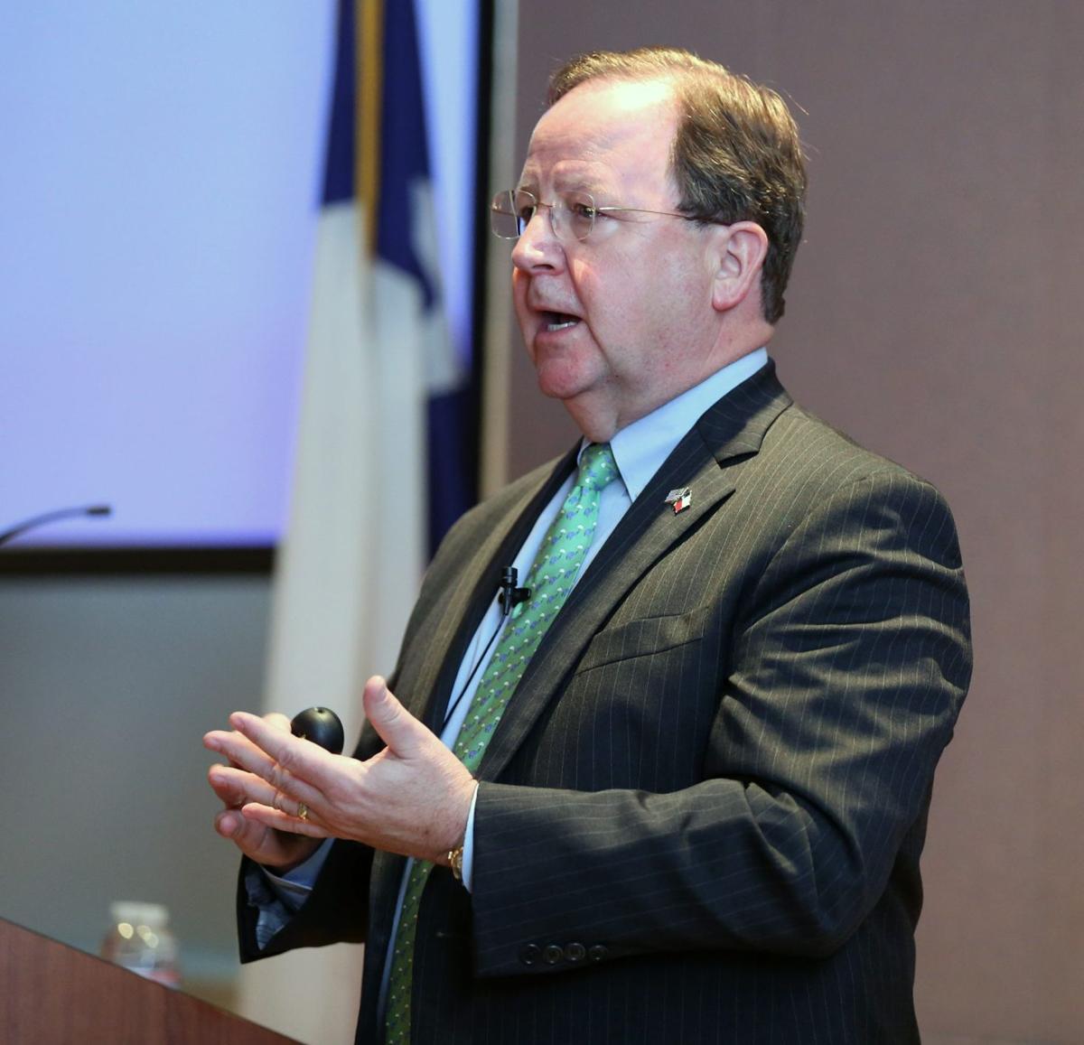 Rep. Bill Flores tells House GOP he'll run for speaker