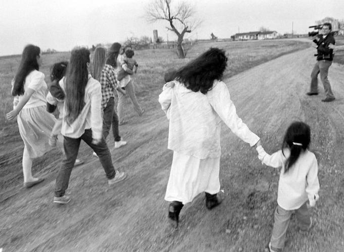 Scholars tackle ‘cult’ questions 20 years after Branch Davidian tragedy