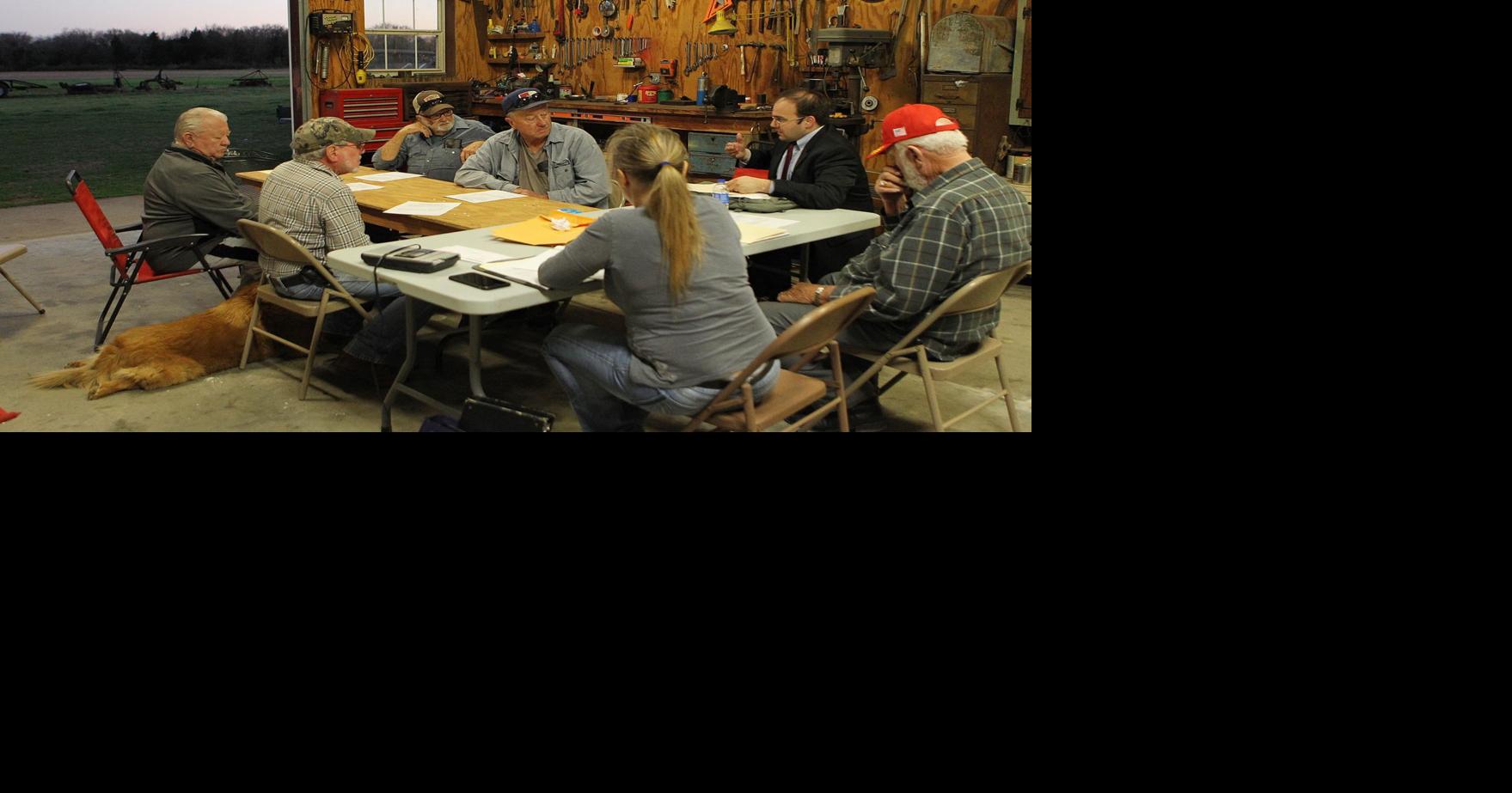 Gholson marches on in 4-decade independent streak