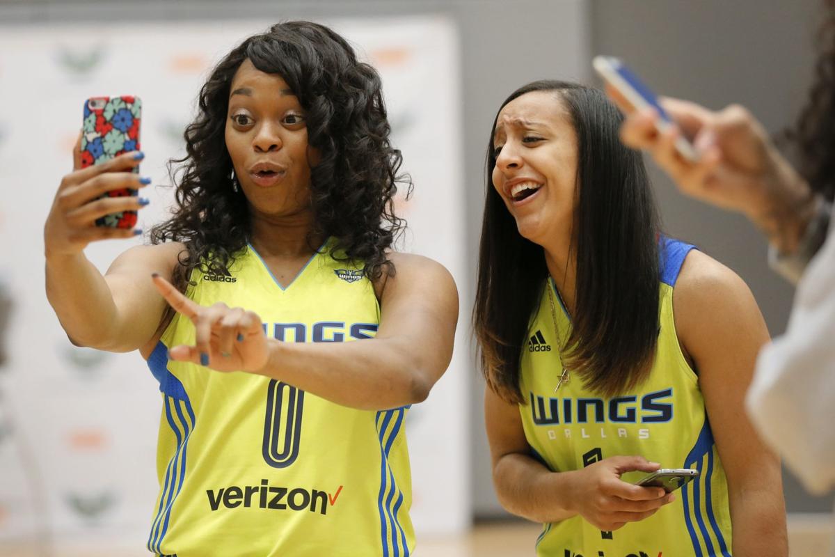 Odyssey Sims enjoys moment at WNBA media day | Lady Bears Basketball ...