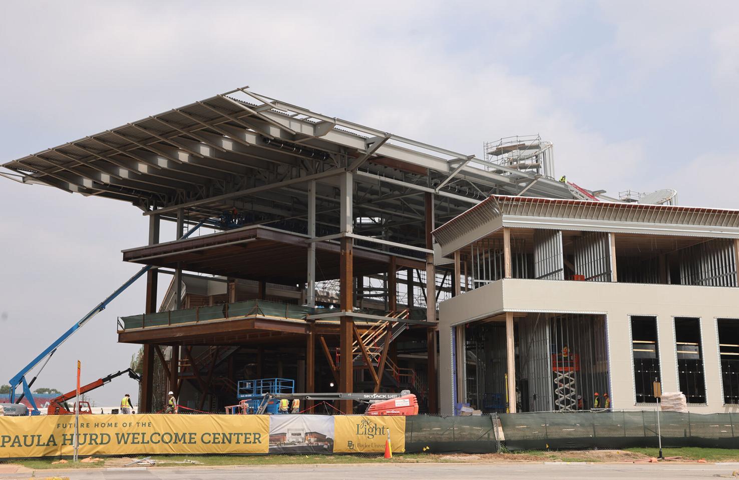 Baylor regents tour $60M Hurd Center, extend Livingstone's contract by 8+ years