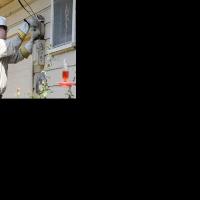 As Oncor installs millionth smart meter, some customers question accuracy