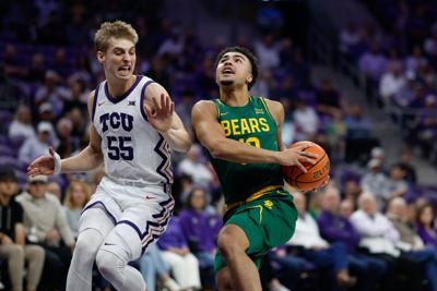Isaac Williams IV returning to Baylor for two more years