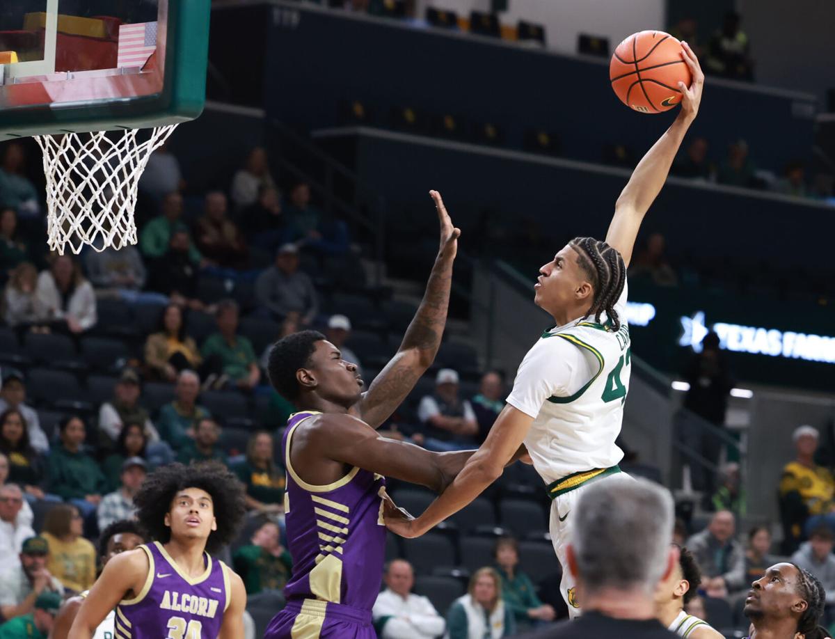 No longer parked, Baylor's Cameron Carr driving with joy