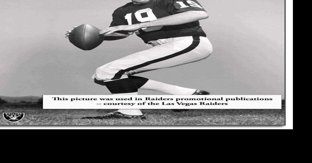 Former Baylor QB and coach Cotton Davidson dies